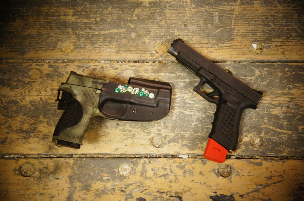 Desk guns - Gun Nuts Media