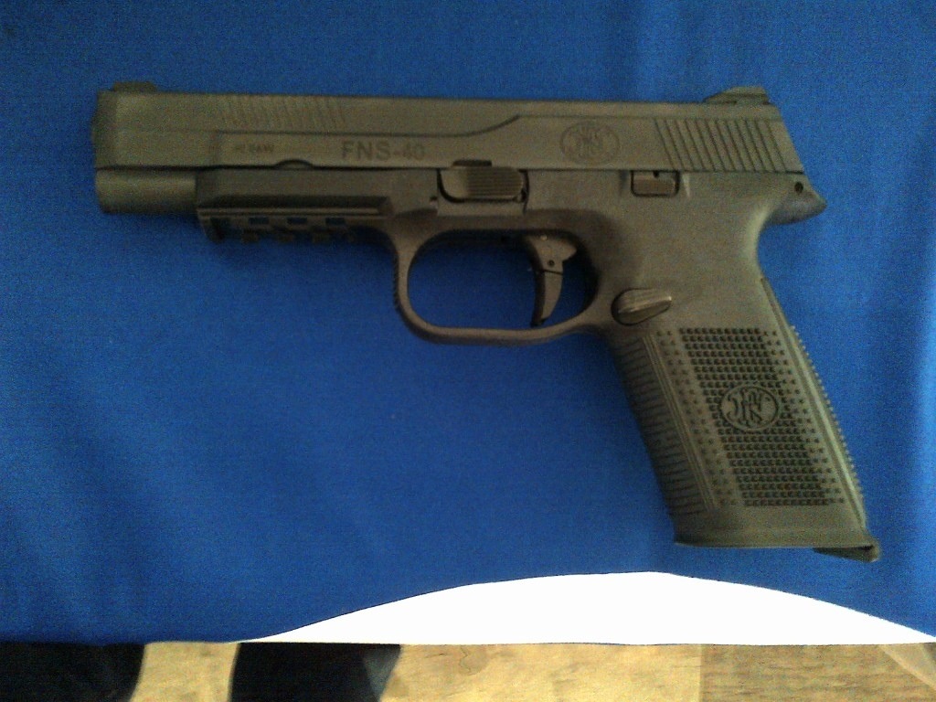 Photo of the day: FNS-40 Competition - Gun Nuts Media