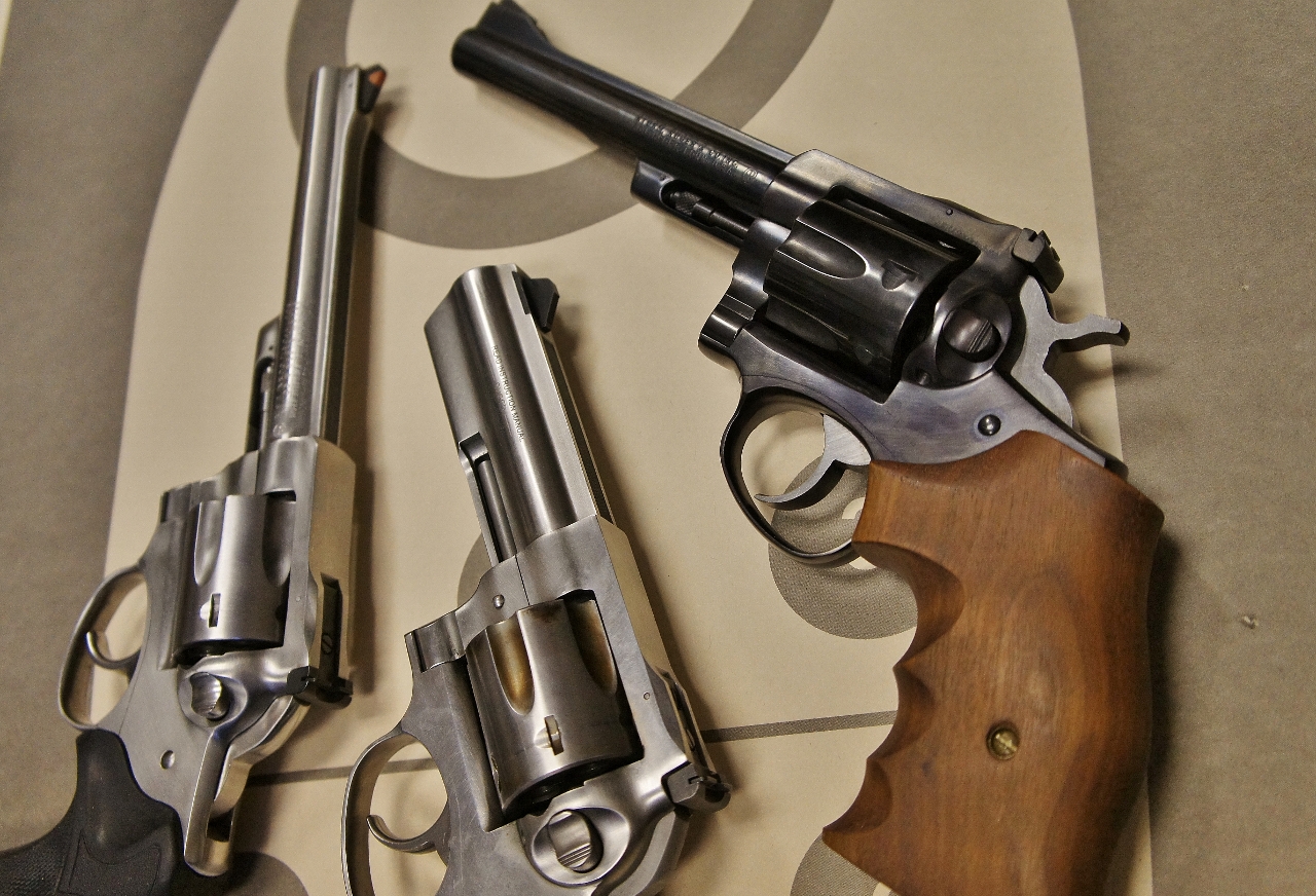 Photo of the day: one happy family - Gun Nuts Media