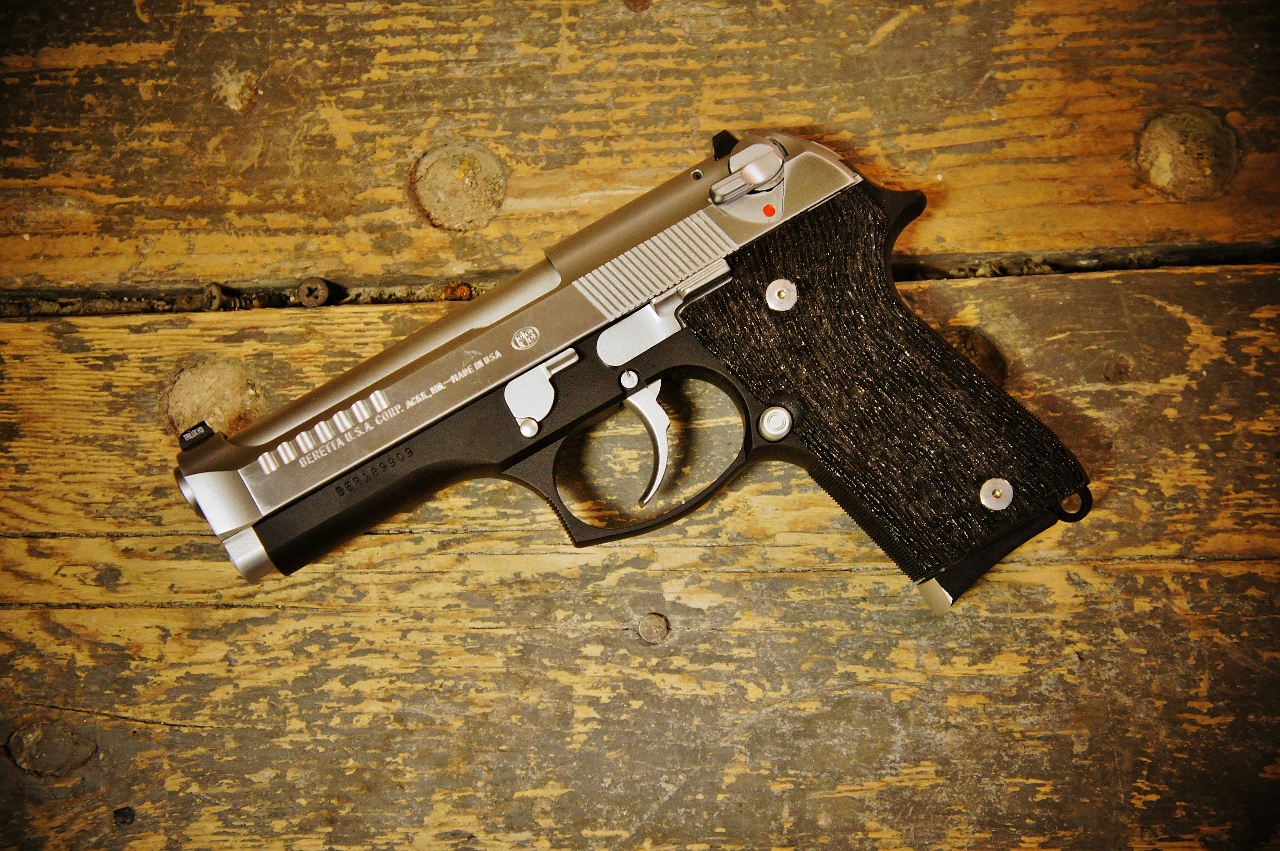 Photo of the day: Beretta 92FS Compact Type M – Gun Nuts Media