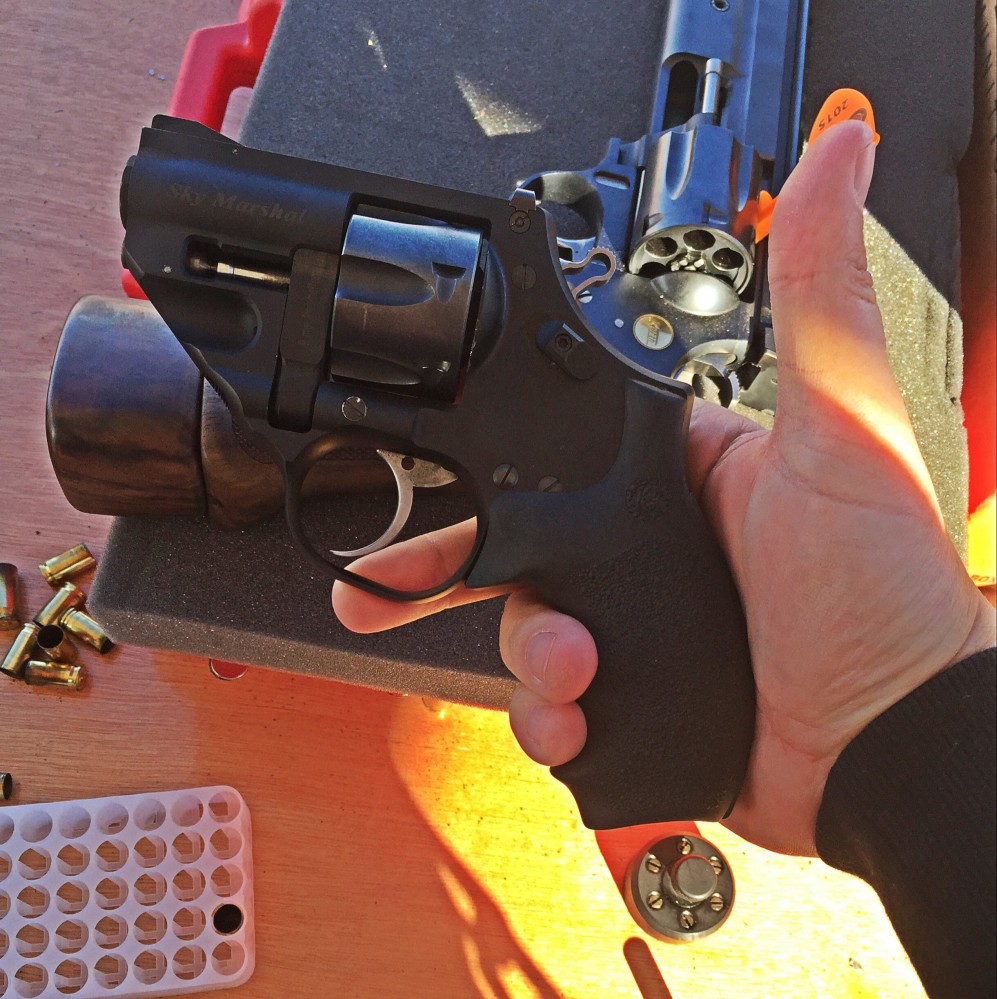 A revolver tour #6: Shot Show Edition Korth Sky Marshal 9mm - Gun Nuts ...