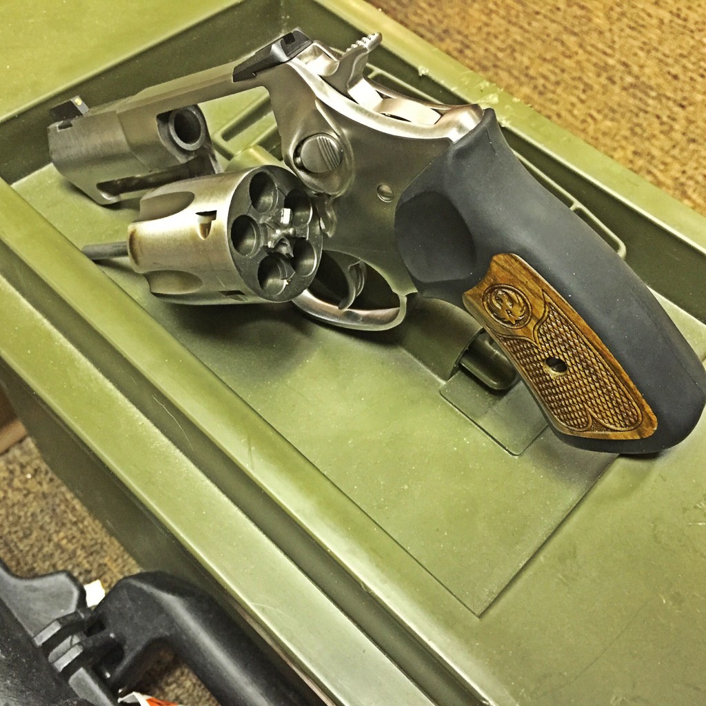 Revolver Tour #15: Ruger SP101 Wiley Clapp – Gun Nuts Media