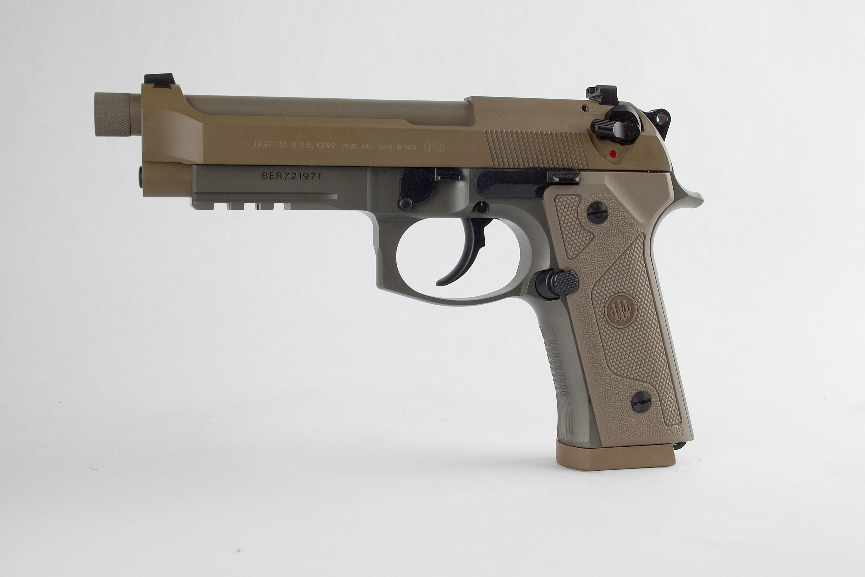 Beretta M9A3: A Commercial-Off-the-Shelf Sidearm for Military & Law ...