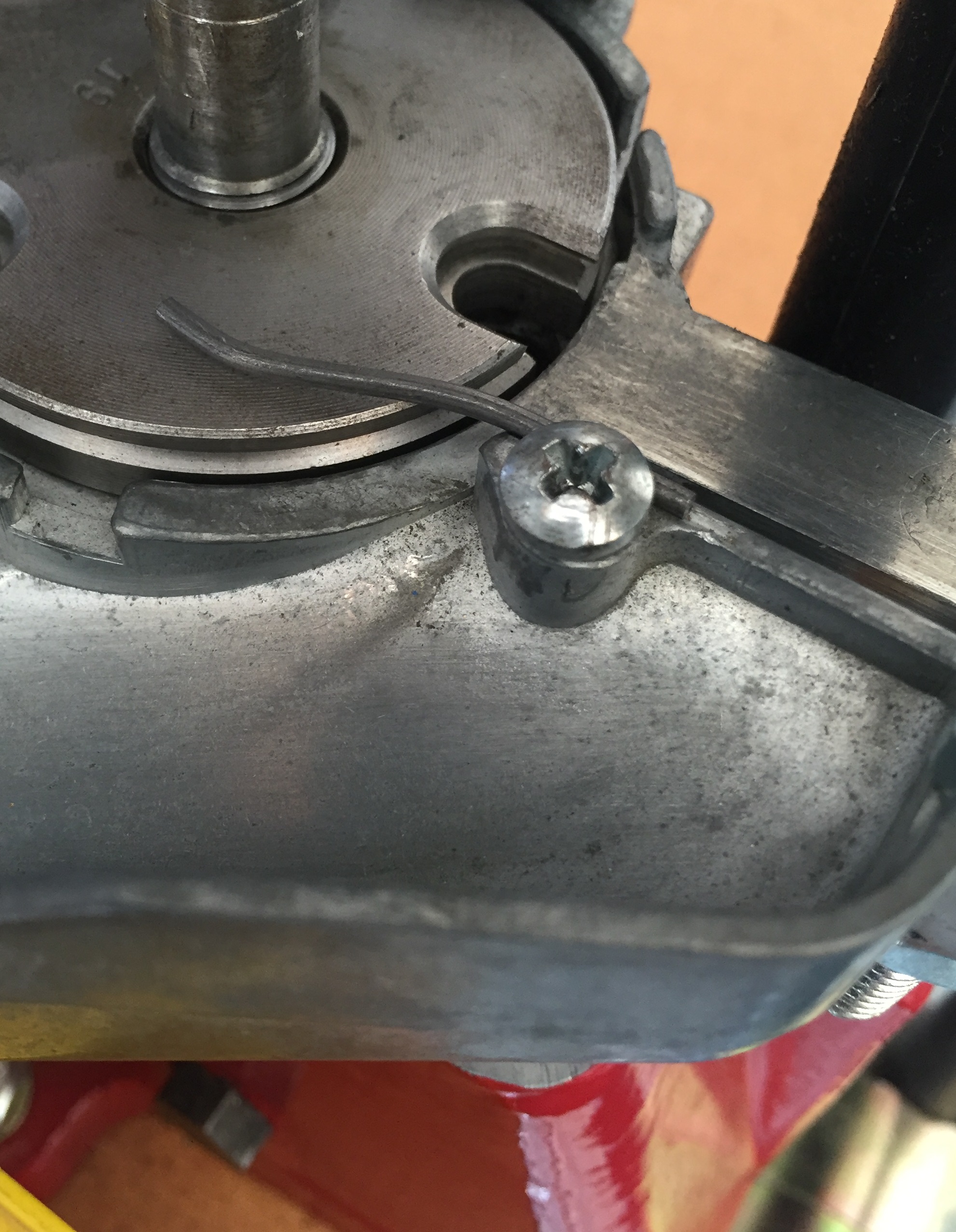 Lee Pro 1000 Reloading Press – Improvements and Mods - Gun Nuts Media