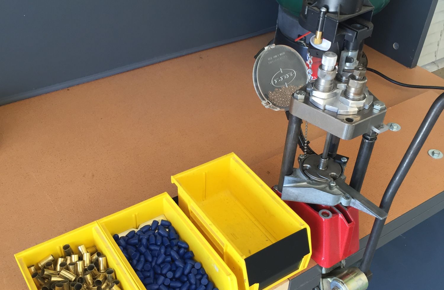 Lee Pro 1000 Reloading Press – Improvements and Mods - Gun Nuts Media